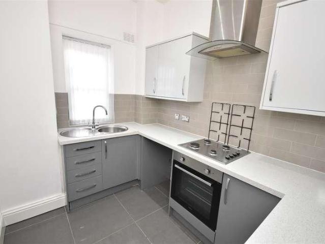 Park Road North, Birkenhead, CH41