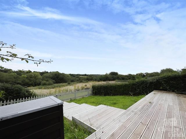 Park Road, Northaw EN6, 3 bed property to rent, £2,500 pcm | PrimeLocation