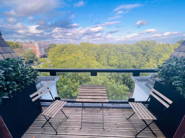 Park Road, St Johns Wood, NW8 4 bed penthouse to rent £9,815 pcm £2,265 pw