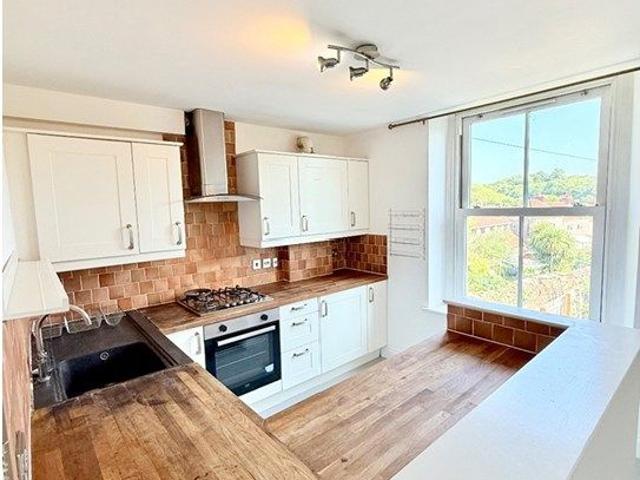 Park Road, Stapleton, Bristol BS16, 2 bed flat to rent, £1,500 pcm | PrimeLocation