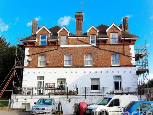 Park Road, Park House Park Road, 1 Bedroom Flat