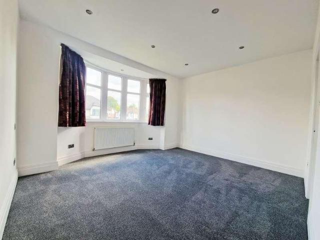 Park Road, Prestwich, M25