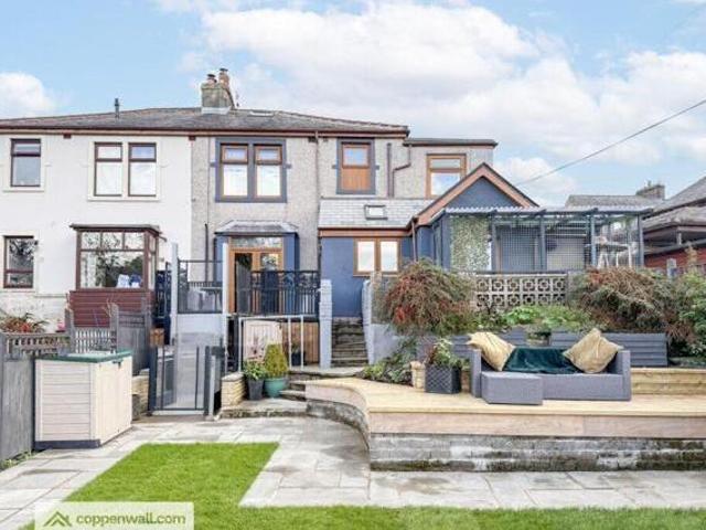 Park Road, Waterfoot, 5 Bedroom Semi detached