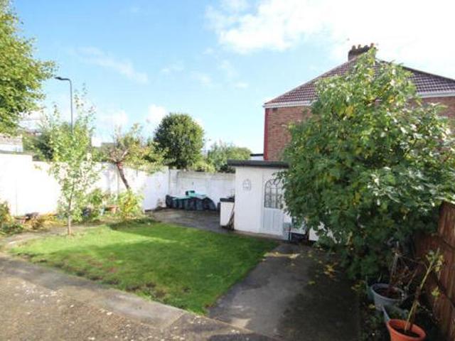 Park Road, Wembley, 6 Bedroom Semi detached