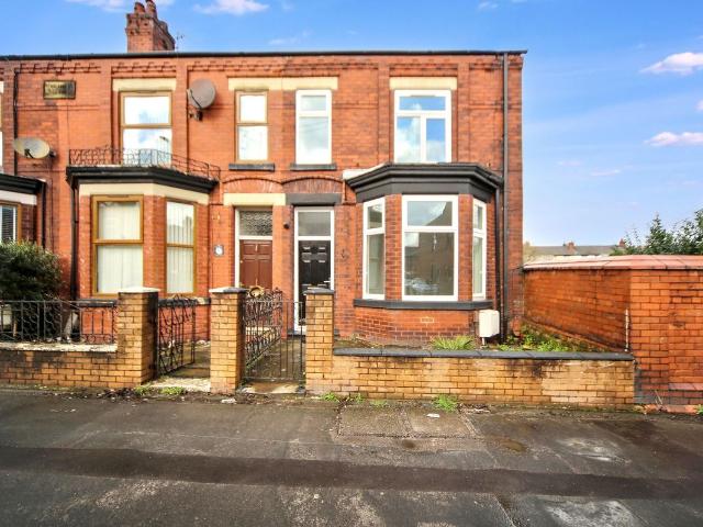 Park Road, Wigan WN6, 2 bed flat to rent, £750 pcm | PrimeLocation