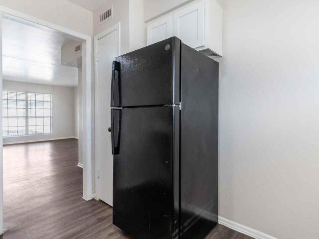 Park Row 2 Bedroom Apartment for Rent at 2405 E Park Row Dr, Arlington, TX 76010