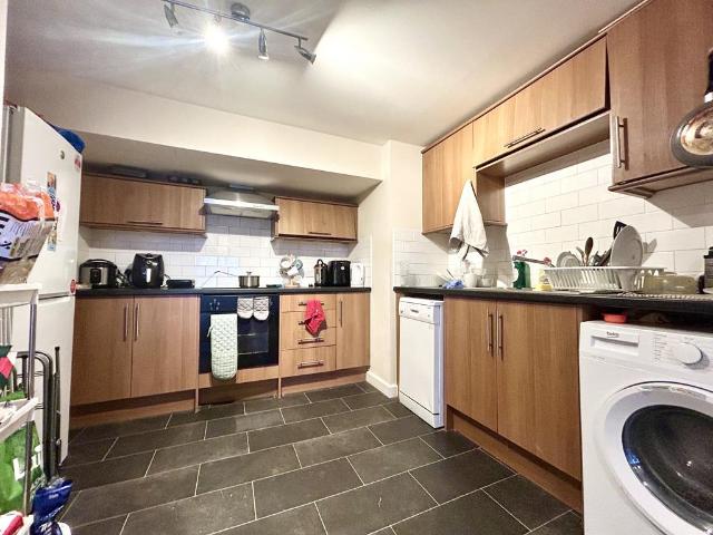 Park Row, BRISTOL, BS1 5 bed apartment to rent £3,750 pcm £865 pw
