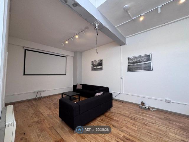 Park St, Bristol BS1, 2 bed flat to rent, £1,995 pcm | PrimeLocation