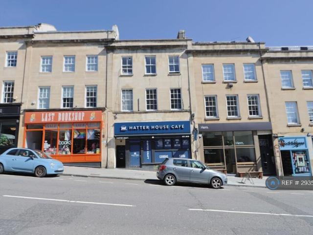 Park St, Bristol, BS1 3 bed flat to rent £2,175 pcm £502 pw