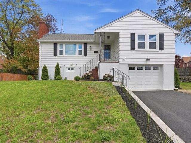 Park St, Stoneham, Home For Sale
