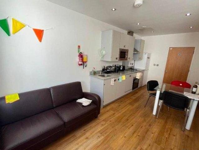 Park Street 3 bed house share to rent £2,799 pcm £646 pw
