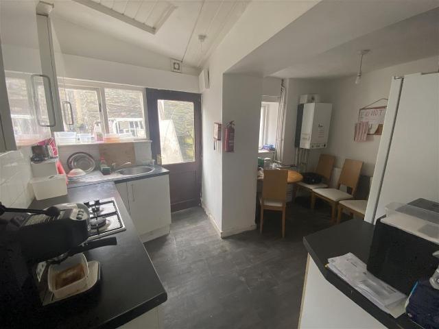 Park Street, Treforest CF37, Room to rent, £400 pcm | PrimeLocation