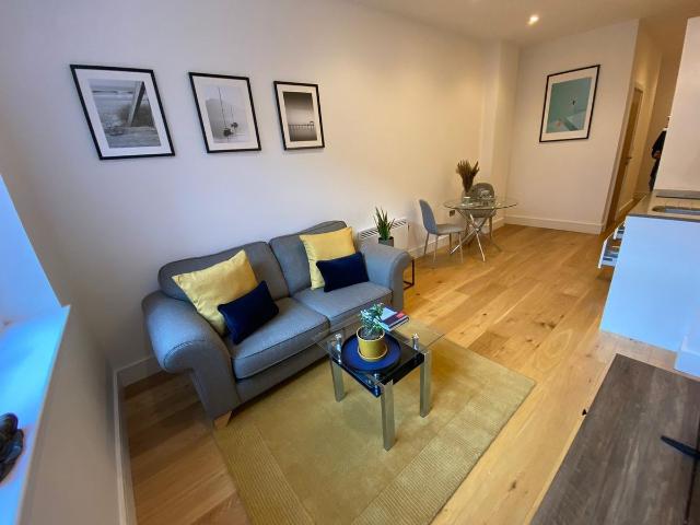 Park Street West, Luton LU1, 1 bed flat to rent, £950 pcm | PrimeLocation