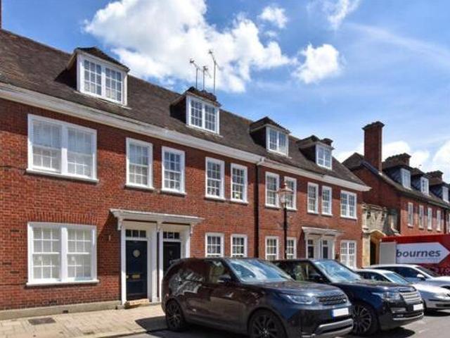 Park Street, Windsor, 3 Bedroom Terraced