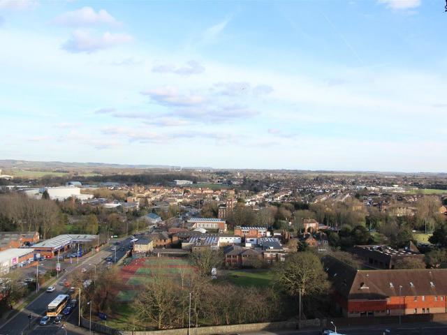 Park Street, Ashford TN24, 2 bed flat to rent, £1,100 pcm | PrimeLocation