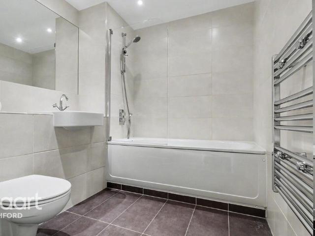 Park Street, Ashford 1 bed apartment to rent £1,010 pcm £233 pw
