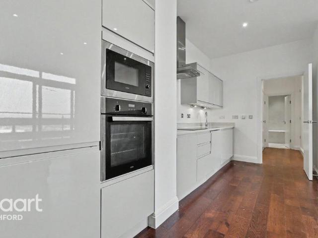 Park Street, Ashford 1 bed apartment to rent £1,050 pcm £242 pw