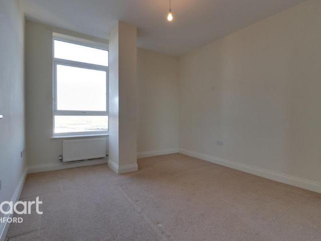 Park Street, Ashford 2 bed apartment to rent £1,150 pcm £265 pw
