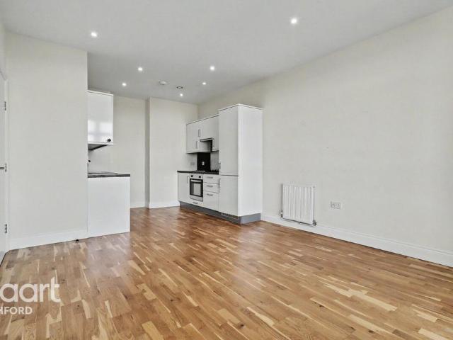 Park Street, Ashford 2 bed apartment to rent £1,150 pcm £265 pw