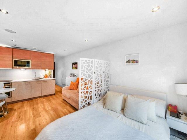 Park Street, Imperial Wharf, SW6 Studio to rent £2,000 pcm £462 pw