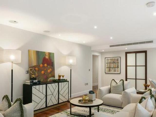 Park Street, London, 3 Bedroom Flat