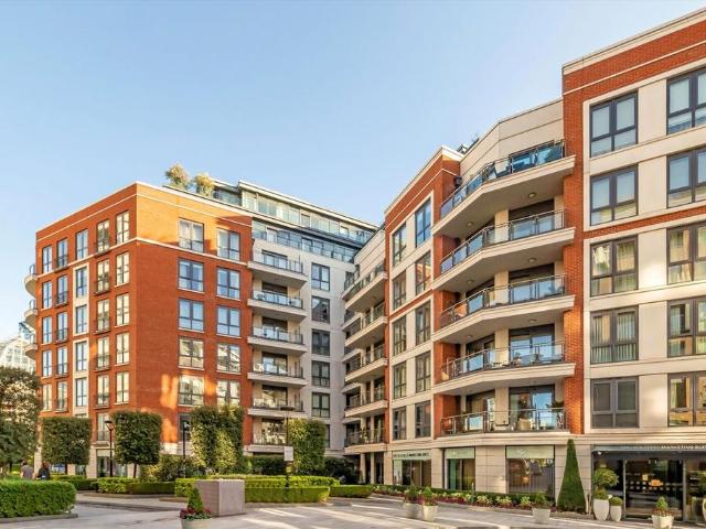 Park Street, London SW6 2 bed flat to rent £3,900 pcm £900 pw