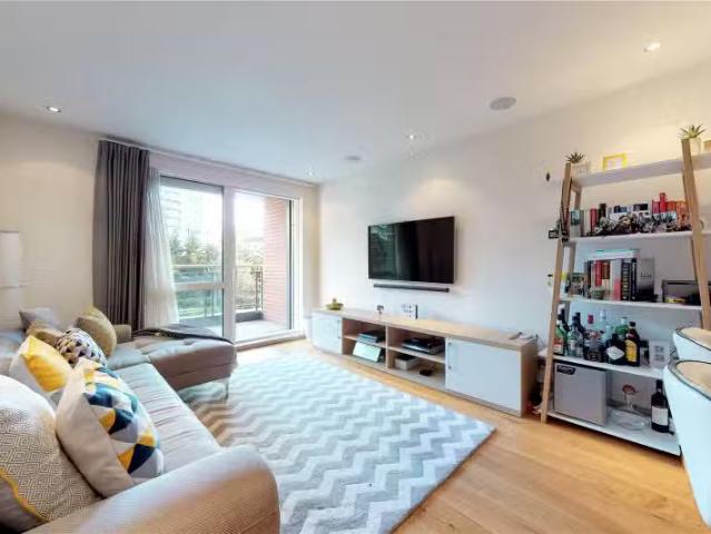 Park Street, London, SW6 2FS