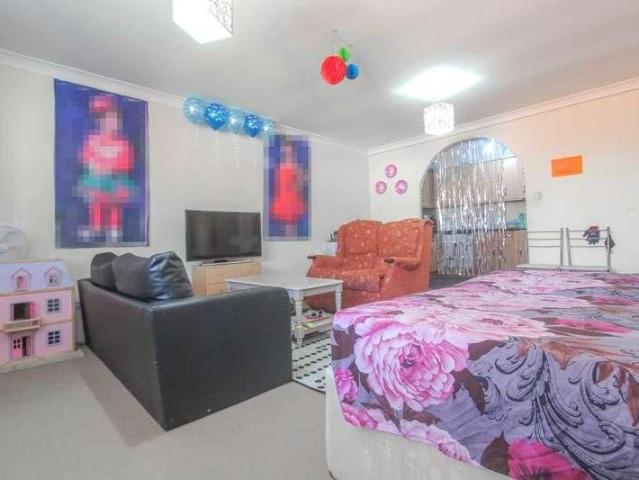 Park Street, Luton, LU1