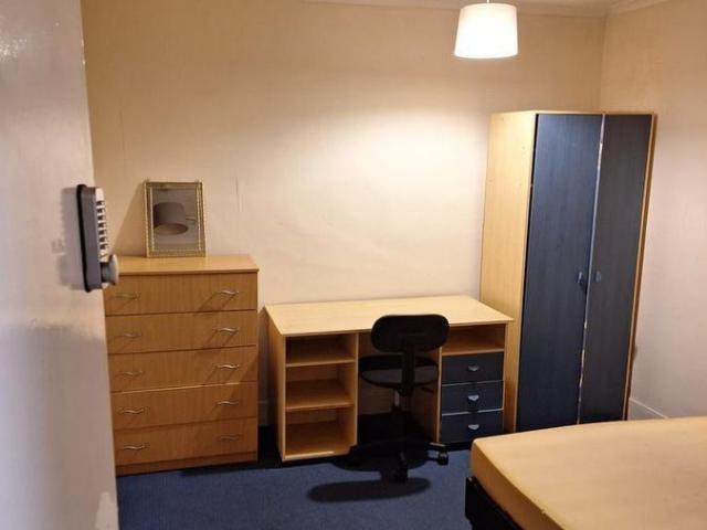 Park Street, Pontypridd CF37, 4 bed shared accommodation to rent, £350 pcm | PrimeLocation