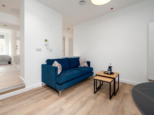 Your Park Street Student Upgrade Room 1