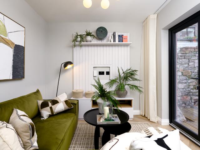 Your 2 Bed Student Base on Park Street Room 1