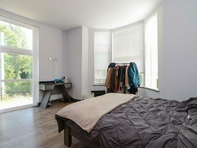 Park Suites, Nottingham NG7 1 bed flat to rent £1,005 pcm £232 pw