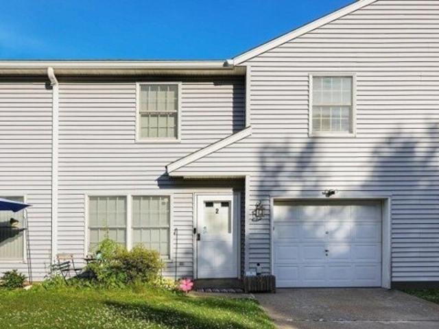 Park Ter, North Brunswick Township, Condo For Sale