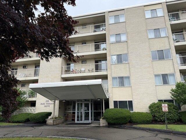 Park Terrace Dr Apt,stoneham, Condo For Sale