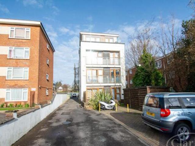 Park Towers, Queens Park, 2 Bedroom Flat