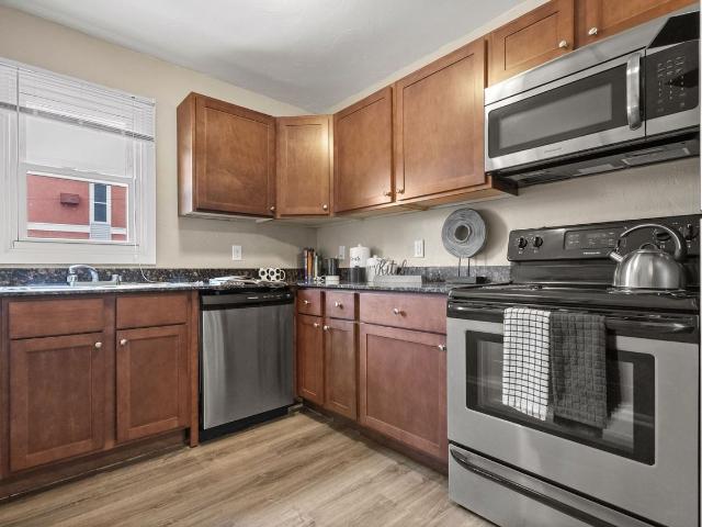 Park Trails Apartments Studio Apartment for Rent at 4531 W 36 1/2 St, St. Louis Park, MN 55416 Wolfe Park