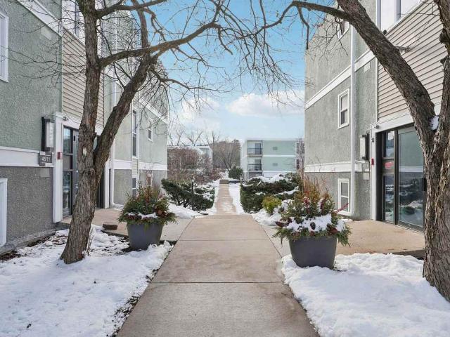 Park Trails Apartments Studio Apartment for Rent at 4531 W 36 1/2 St, St. Louis Park, MN 55416 Wolfe Park