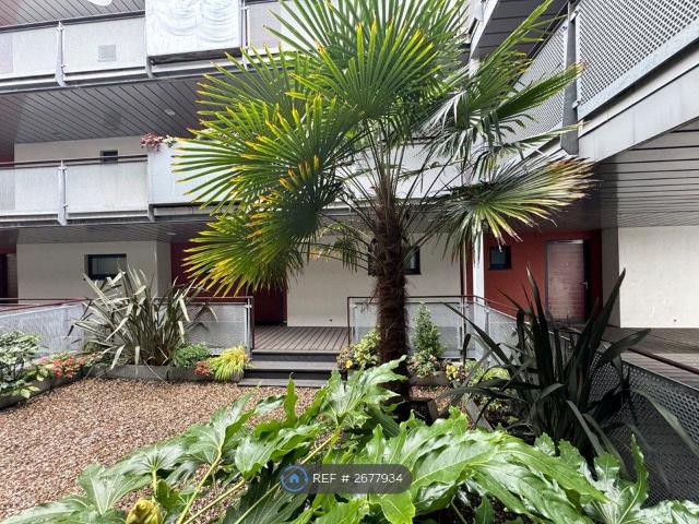 Park View, Cardiff CF10, 2 bed flat to rent, £1,700 pcm | PrimeLocation
