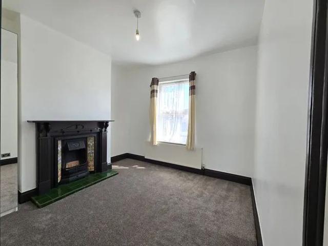 Park View Crescent, New Southgate, N11, Property for rent