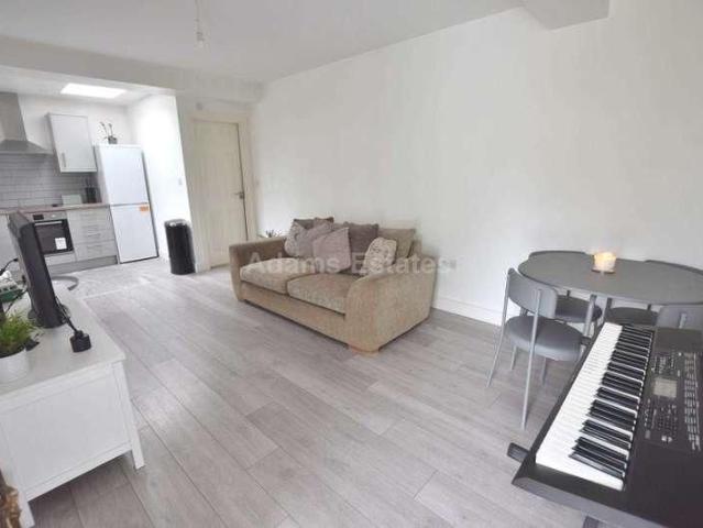 Park View Drive South, Reading, RG10