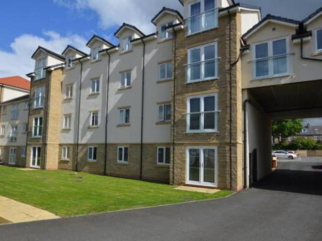 Park View, Fitzalan Road, 2 Bedroom Apartment