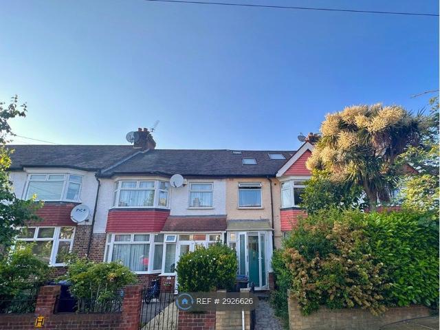 Park View, London W3, 5 bed detached house to rent, £4,300 pcm | PrimeLocation