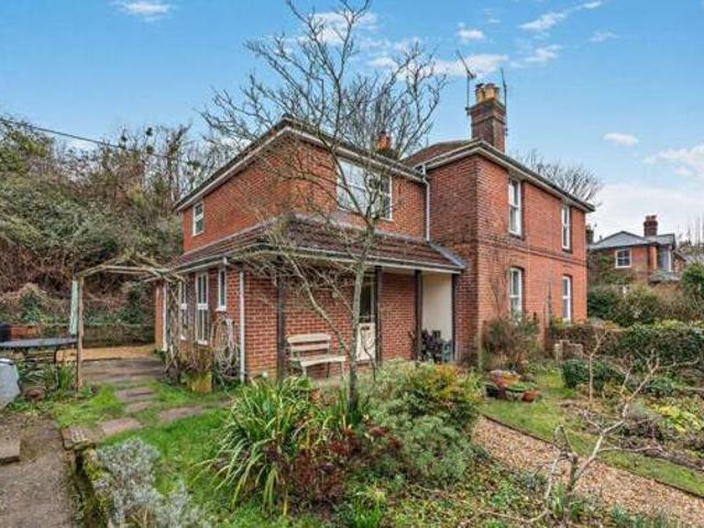Park View, Shawford, 3 Bedroom Semi detached