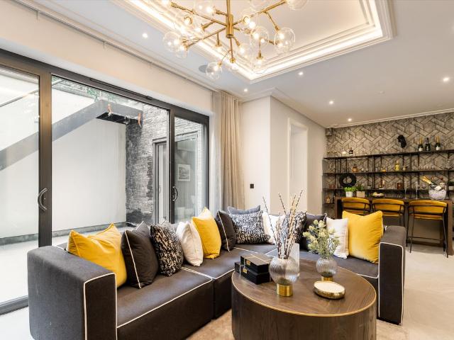 Park View, Parkside, London SW19 6 bed detached house to rent, £12,500 pcm | PrimeLocation