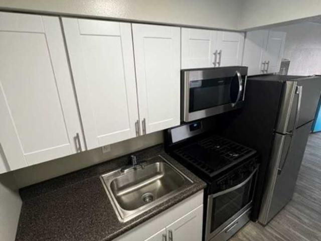 Park Villa Studio Apartment for Rent at 61 Park St, Reno, NV 89502 Downtown Reno