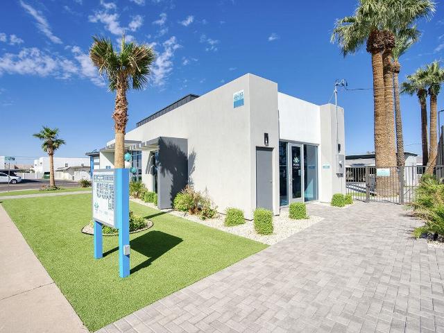 Park Villas 2 Bedroom Apartment for Rent at 6603 N 65th Ave, Glendale, AZ 85301