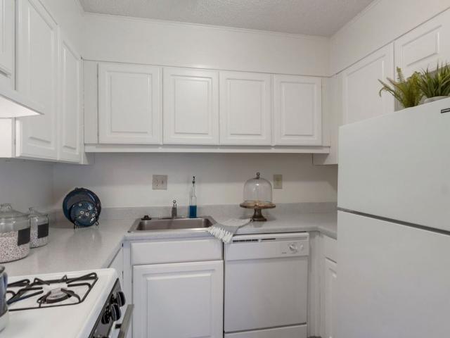 Park Villas Apartments 2 Bedroom Apartment for Rent at 4974 S 76th East Ave, Tulsa, OK 74145