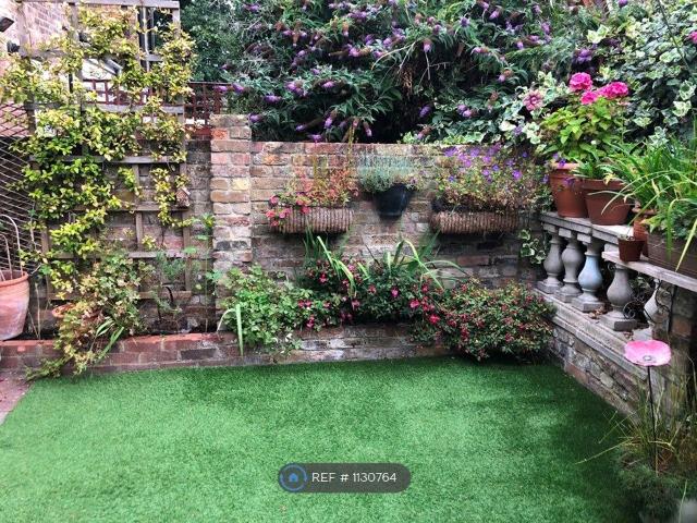 Park Villas, London SW17, 4 bed terraced house to rent, £3,400 pcm | PrimeLocation