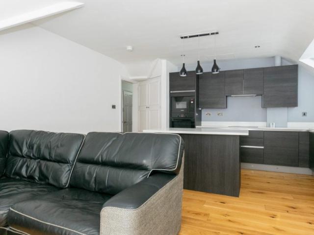 Park Villas, Roundhay, Leeds, LS8 1DL 23326 sbliving | sbliving