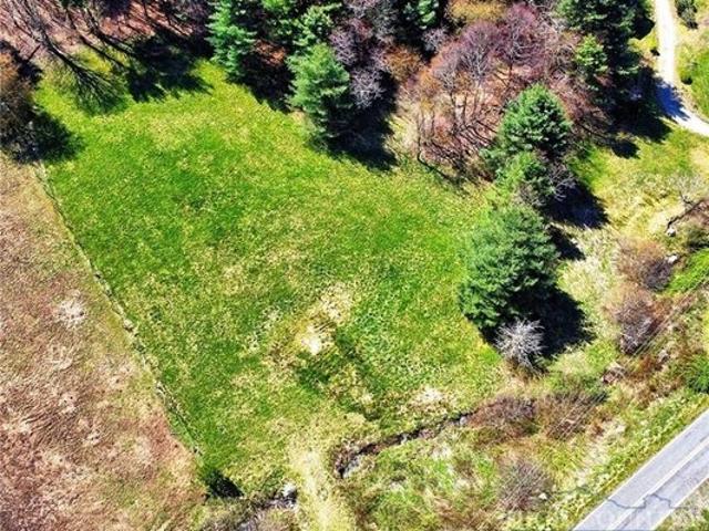Park Vista Rd, West Jefferson, NC 28694
